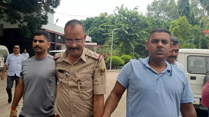 Bihar Vigilance: दारोगा को 20 हजार रुपये घूस लेते निगरानी टीम ने किया ...