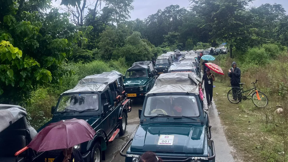 Corbett National Park के ढेला व झिरना में बंद रही सफारी, कल भी खुलने को ...