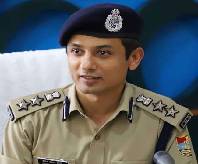 आधी रात में हिमाचल के नंबर की कार से चेकिंग को निकले डीआइजी अरुण मोहन ...