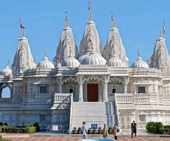 अबू धाबी में बन रहे पहले हिंदू मंदिर का डिजाइन जारी, भारत में चल रहा ...