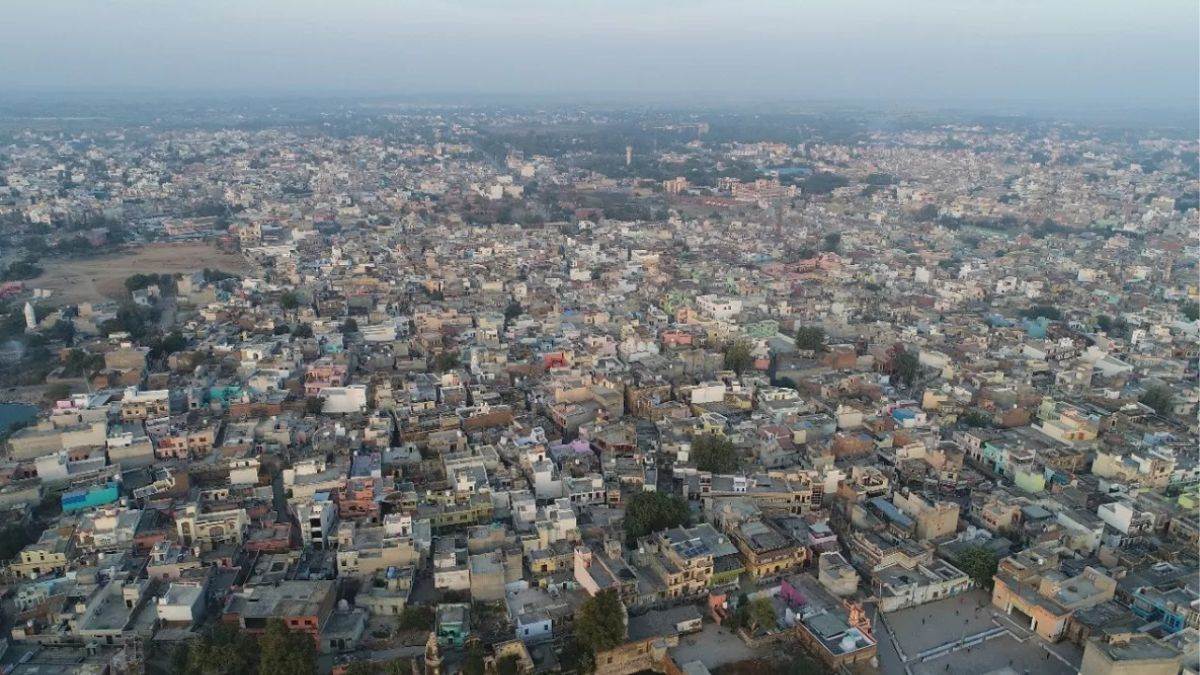 Delhi Earthquake दिल्ली की पुरानी इमारतों को भूकंप से सबसे ज्यादा खतरा ... Delhi Earthquake दिल्ली की पुरानी इमारतों को भूकंप से सबसे ज्यादा खतरा ...