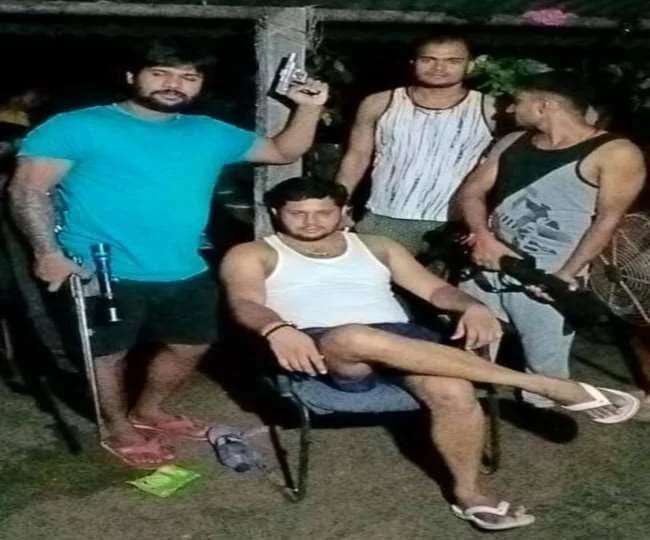 Jharkhand, Bihar Crime : बिहार-झारखंड का यह खूंखार अपराधी जेल से बाहर ...