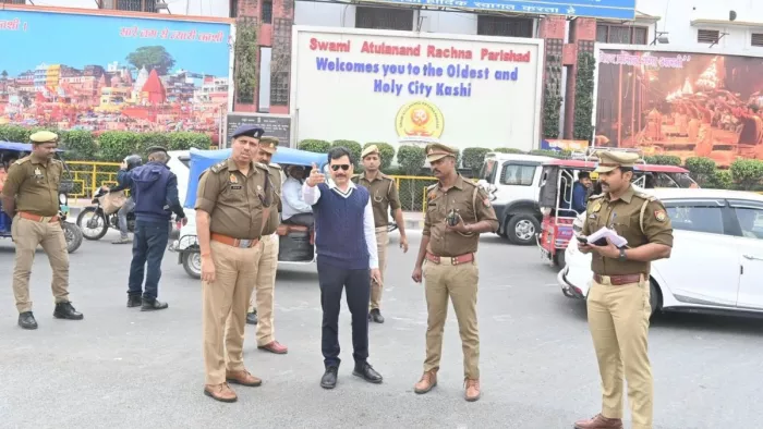 एक्शन में आए IPS मोहित अग्रवाल, चौकी प्रभारी को किया निलंबित; दो इंस्पेक्टरों का किया तबादला ...