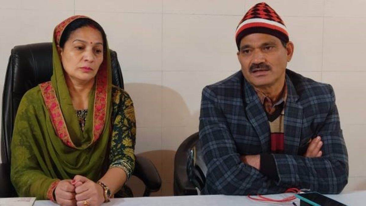 चमोली की जिला पंचायत अध्यक्ष रजनी भंडारी को पद से हटाया गया, गंभीर आरोपों के बाद शासन ने लिया ...