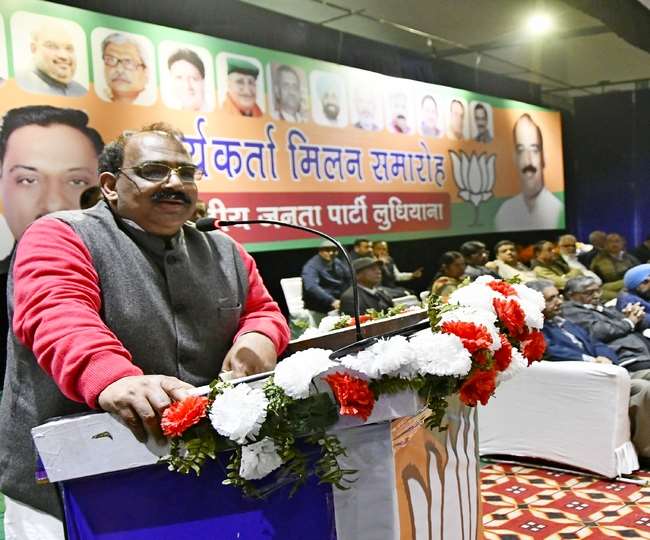 पंजाब भाजपा अध्यक्ष अश्वनी शर्मा की नेताओं को नसीहत, गुटबाजी से रहें ...