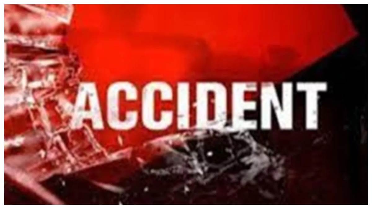 Rohtak Accident: अनियंत्रित होकर फार्च्यूनर गाड़ी पलटी, छात्रा की मौत, दो छात्र घायल - Rohtak ...