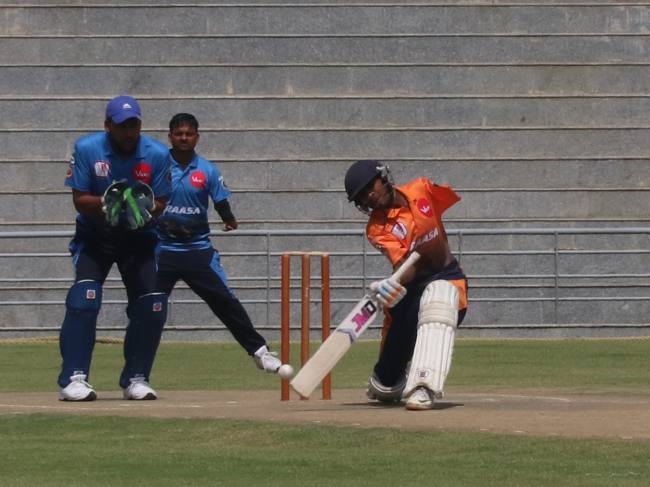 चौके-छक्के के साथ हुआ व‌र्ल्ड दिव्यांग टी-10 क्रिकेट लीग का आगाज ...