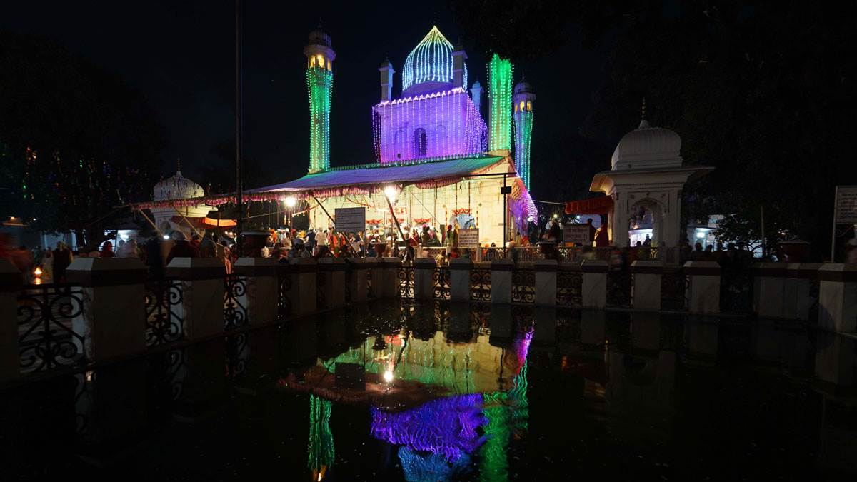 Jhanda Ji Mela Dehradun गुरु भक्ति में रंगी संगत इस बार पंजाब के संसार ...