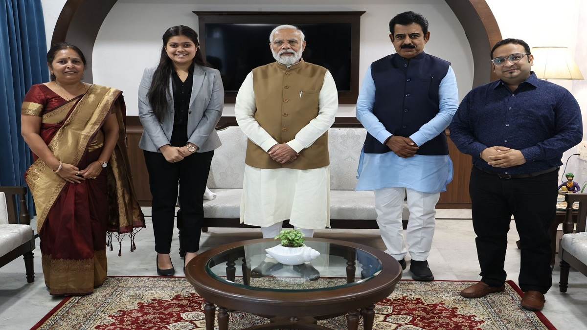 Tanishka Sujit: महज 15 साल में ग्रेजुएशन करने जा रही तनिष्का सुजीत ...