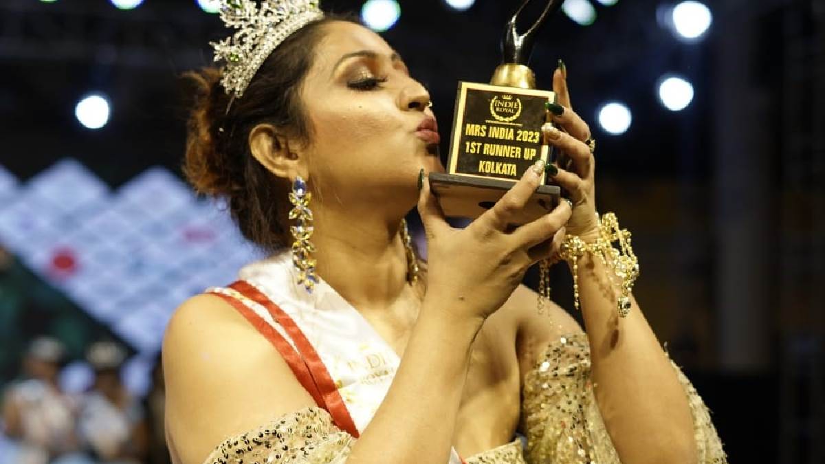 Kathua News: कठुआ की बेटी मिनाली सहदेव ने कोलकाता में जीता मिसेज इंडिया का खिताब - Kathua Minali ...