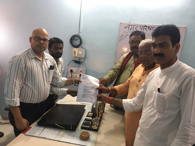 नगर परिषद सभापति पर 16 पार्षदों ने जताया अविश्वास