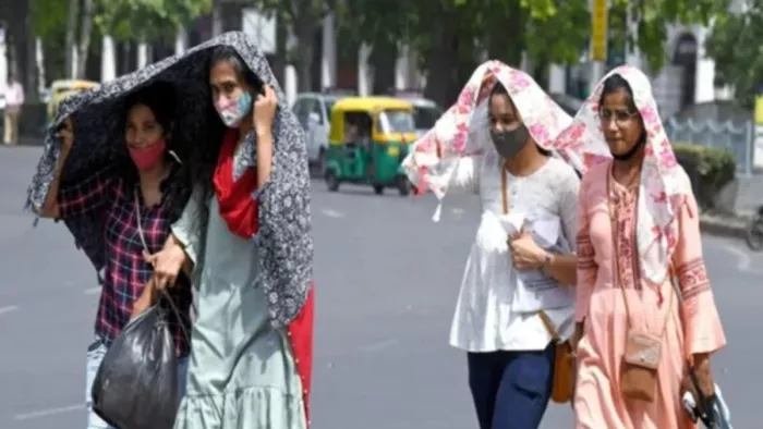 Delhi Heatwave: रेड अलर्ट के बीच दिल्लीवासियों ने महसूस की 50.8 डिग्री की गर्मी, IMD ने दिया ...