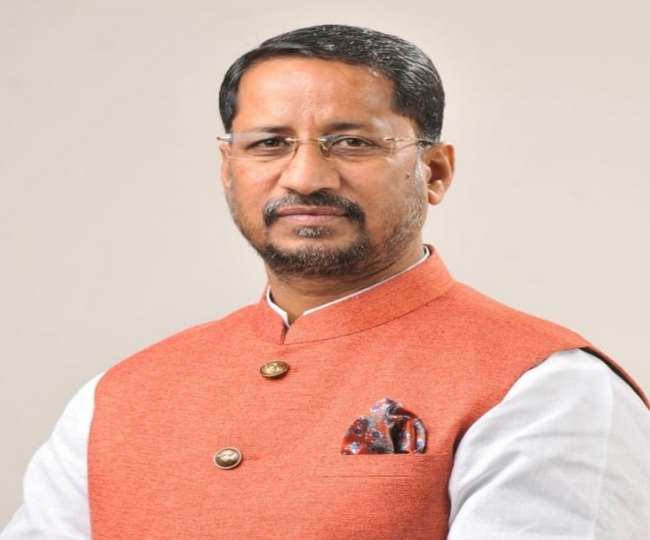 अमृतसर एयरपोर्ट पर खन्ना और सिद्धू के विवाद में कूद पड़े थे अनिल जोशी ...