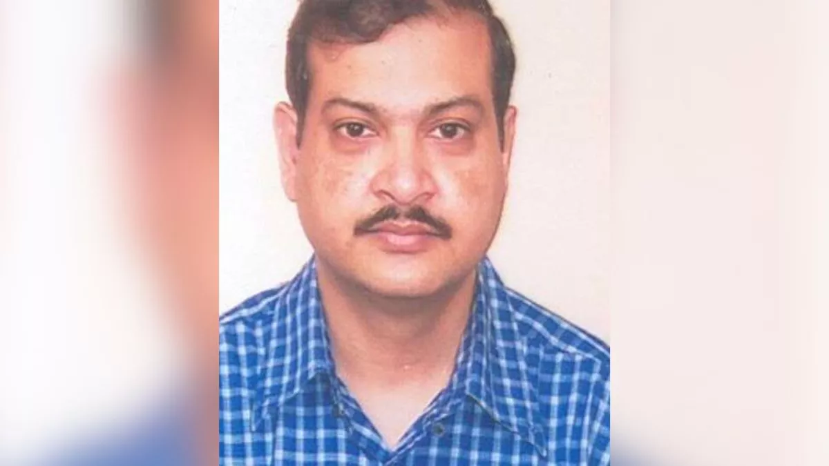 UP News: उत्तर प्रदेश अधीनस्थ सेवा चयन आयोग के अध्यक्ष ने दिया ...