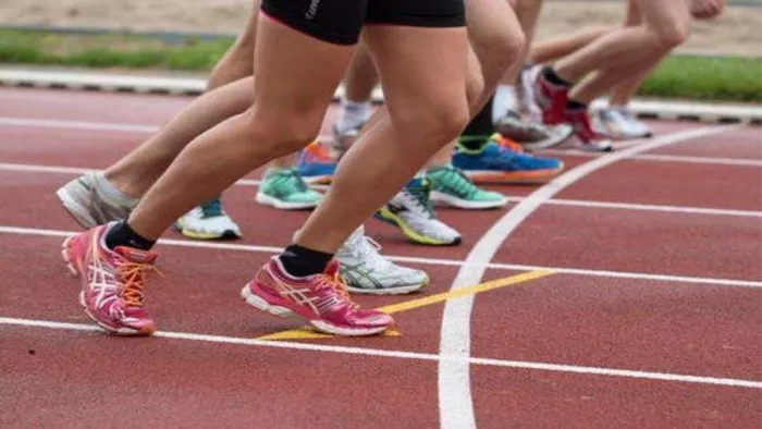 Athletics Competition in UP : वाराणसी में यूपी के सात सौ खिलाड़ी ...