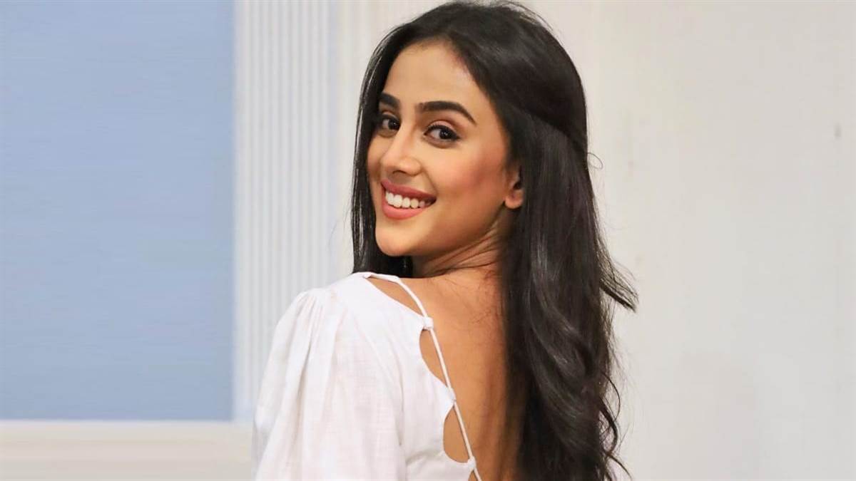 Bollywood: एक्टिंग में नहीं मिली सफलता तो आवाज से मिला मुकाम, एक्ट्रेस ...