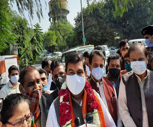 MLC Chunav 2020: मेरठ में भाजपा और सपा समेत 22 ने जमा किए नामांकन ...