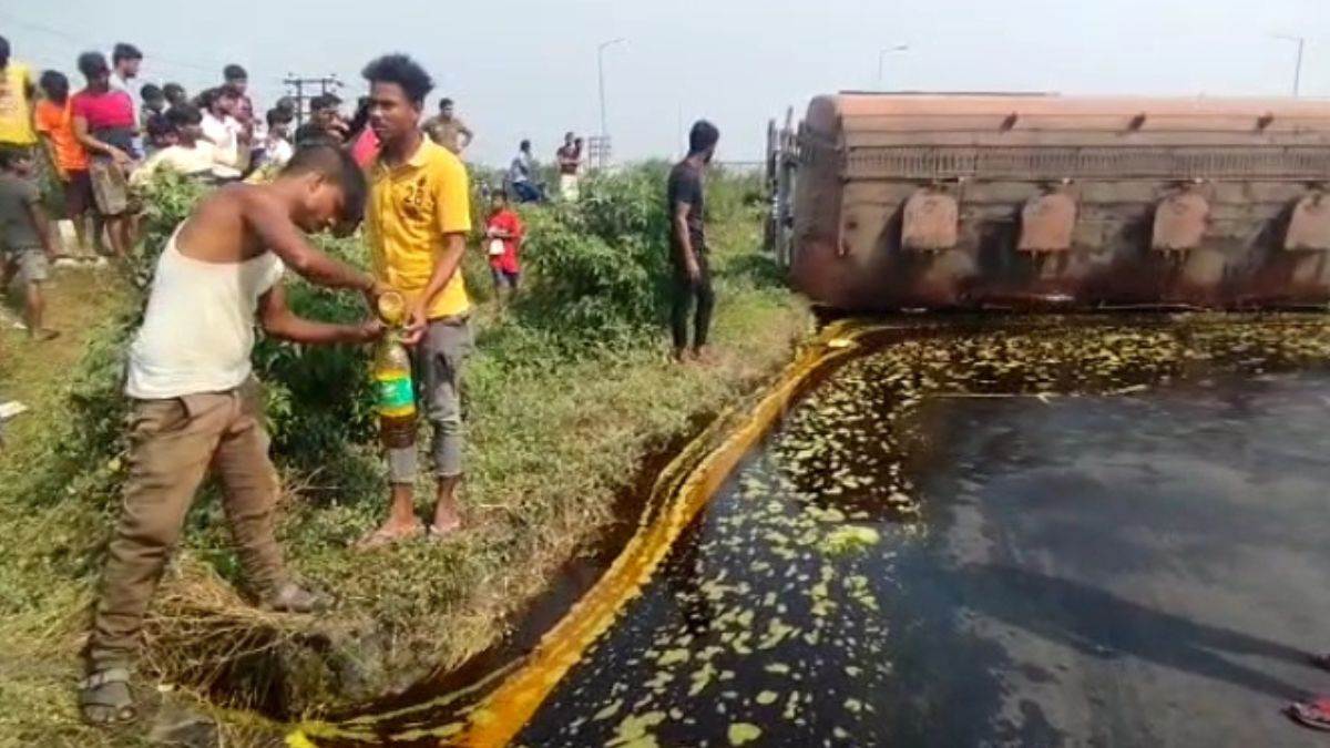 Hawda News: हावड़ा में राष्ट्रीय राजमार्ग पर पलटा सरसों तेल का टैंकर ...