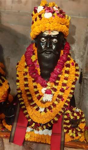 महर्षि दुर्वासा की जयंती पर ककरा दुबावल स्थित आश्रम में आस्था का माहौल ...