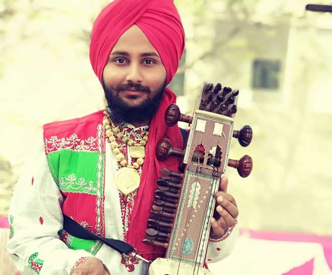 परंपराओं के संवाहक बने पटियाला के रणजोध 22 प्राचीन वाद्य यंत्र बजाने ...