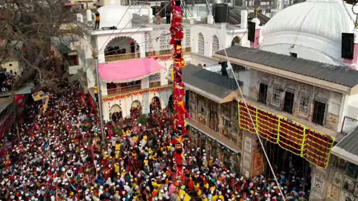 Dehradun Jhanda JI Mela: झंडेजी के आरोहण के साथ हुआ मेले का आगाज ...