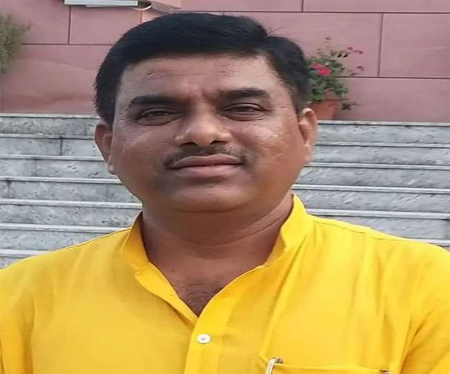 Madhupur Assembly By-Election प्रचार पर कोरोना का असर भाजपा विधायक ...