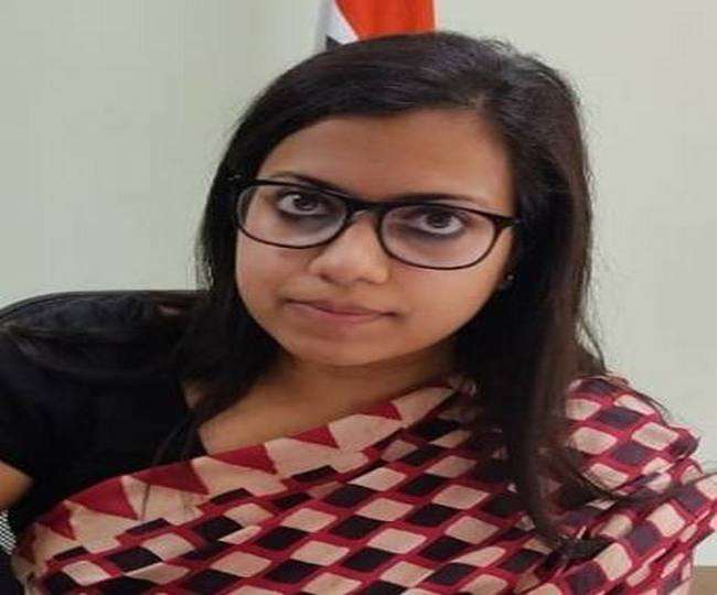 Punjab IAS Transfer News: सुरभि मलिक बनीं लुधियाना की पहली महिला डीसी, बतौर ट्रेनी की थी करियर ...