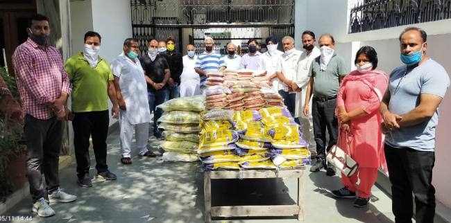 50 वार्डो में जरुरतमंदों को बांटेंगे राशन : राजेश बाघा - rashan kits ...