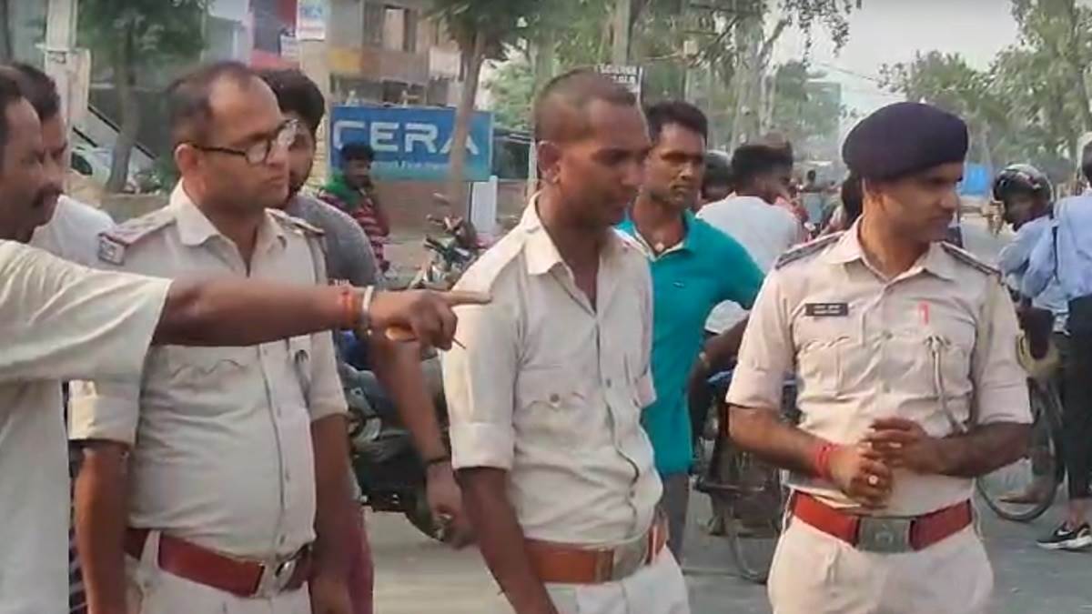 Chhapra News: छपरा में सुबह-सुबह ताबड़तोड़ फायरिंग, नामी वकील और उसके ...