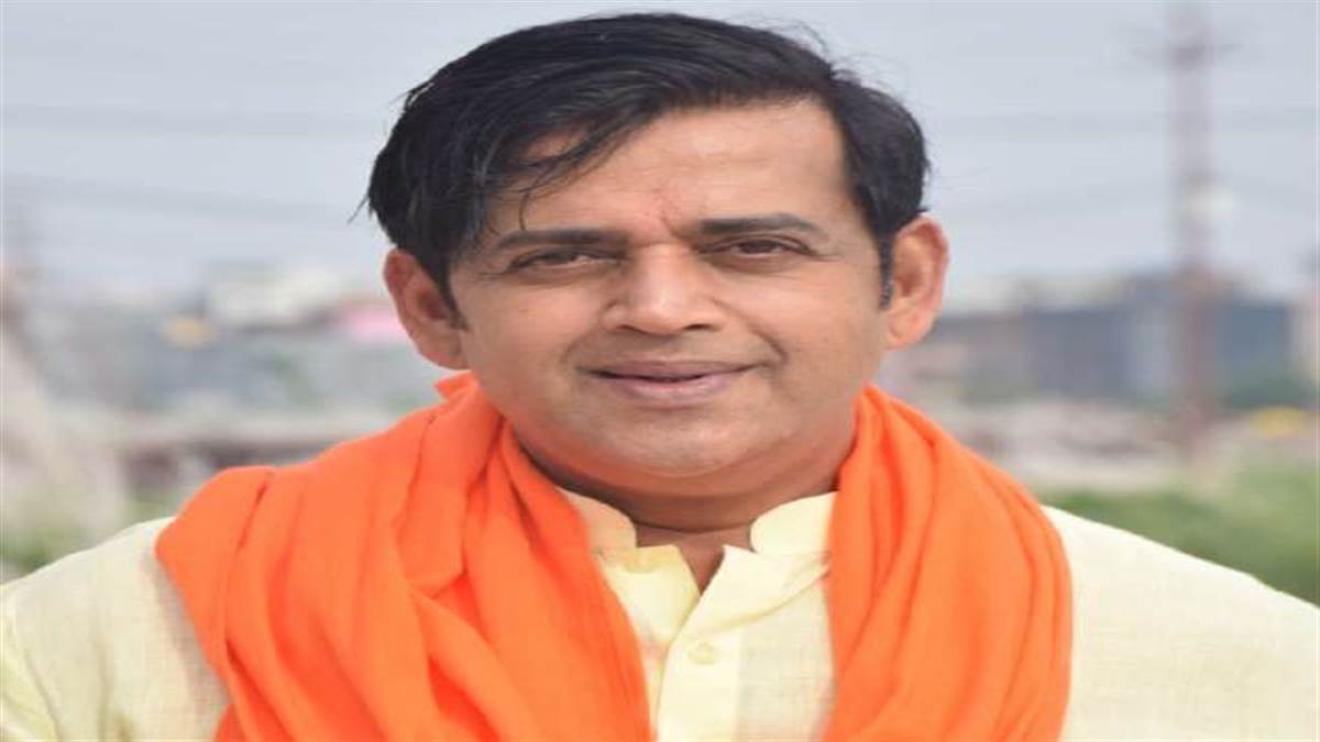 लंदन उच्चायुक्त कार्यालय में झंडा फहराएंगे गोरखपुर के सांसद व अभिनेता ...