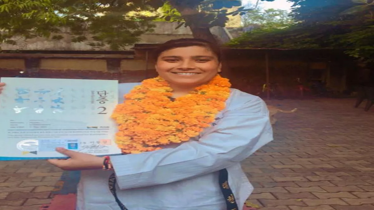 Taekwondo: आगरा की ताइक्वांडो खिलाड़ी शिवानी, बनी पहली सेकेंड डान ब्लैक ...