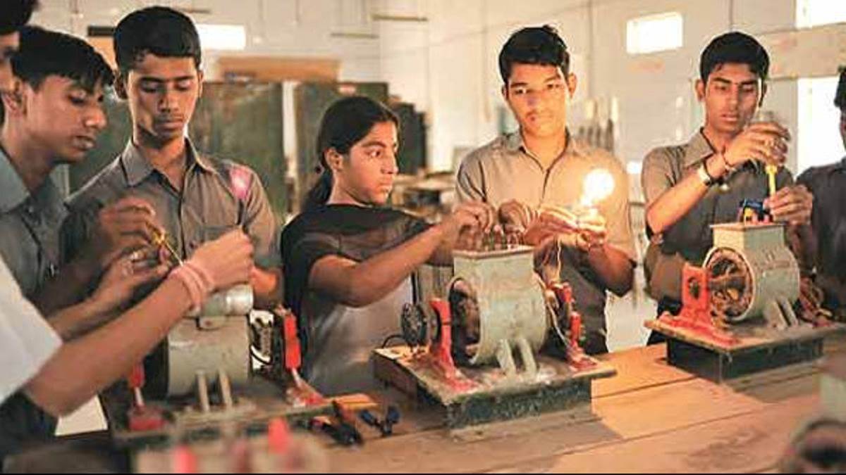 ITI में कम हुई रुचि, चार काउंसलिंग बाद भी हल्द्वानी आइटीआइ में 80 सीटों ...