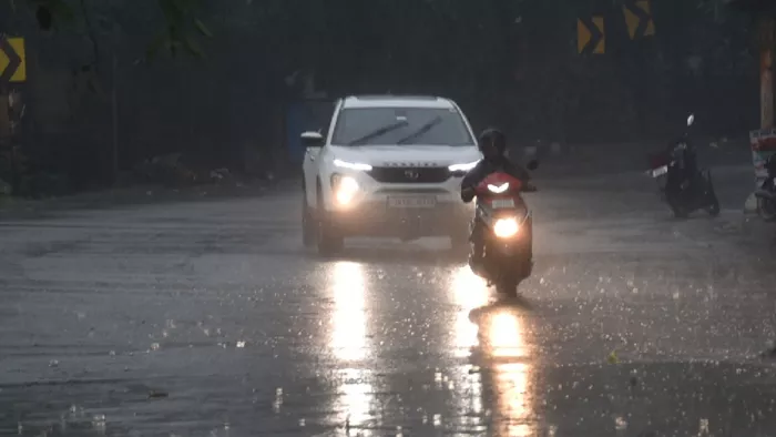 बंगाल की खाड़ी में लो प्रेशर, दो-तीन दिनों तक बरसती रहेंगी फुहारें, 14 ...