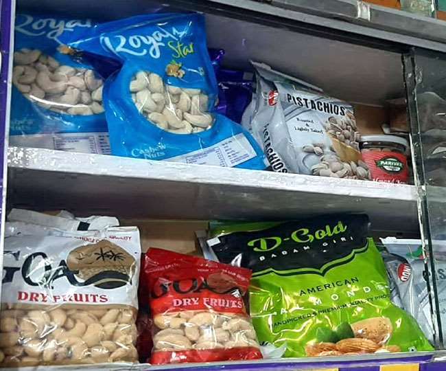 अफगानी मेवों की खुशबू से महक रहा बाजार, त्‍योहार को लेकर खूब हो रही ...