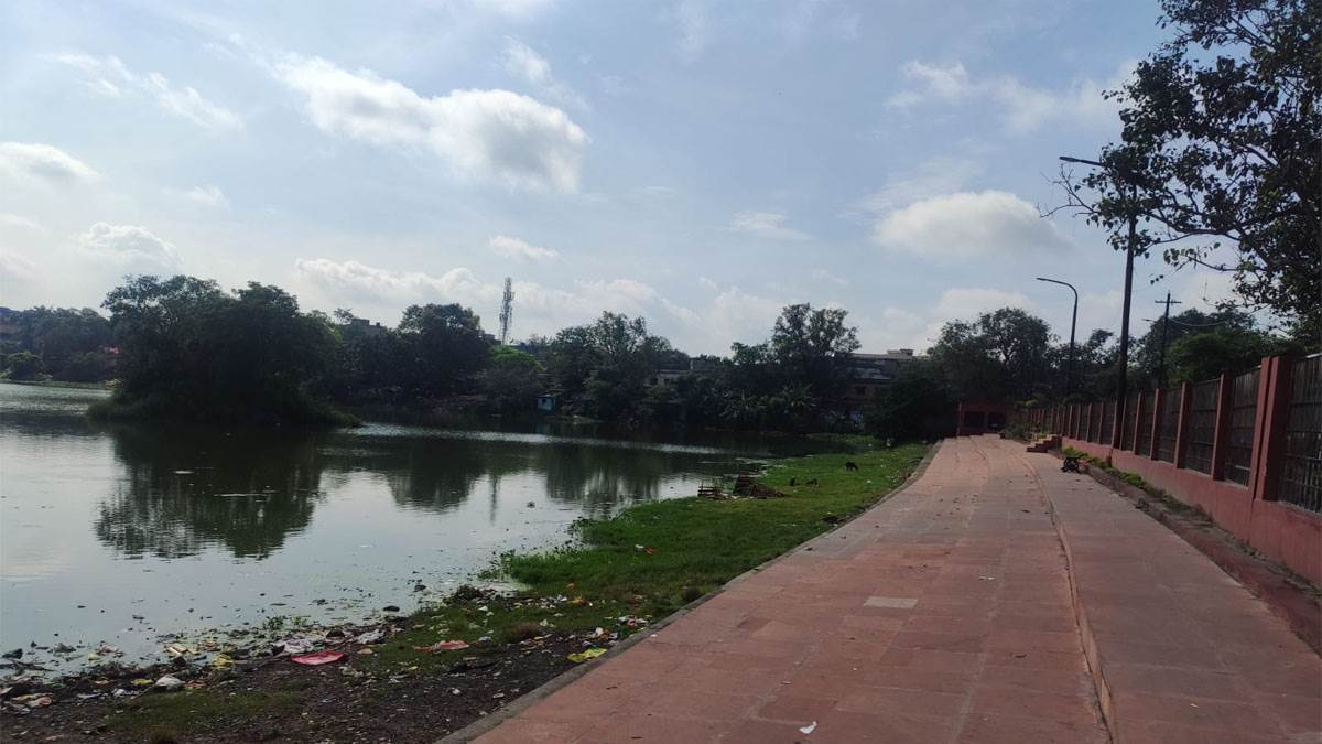 Dhanbad: राजा को बांधा ताज, रानी अभी तक है बेहाल, झरिया का रानी तालाब ...