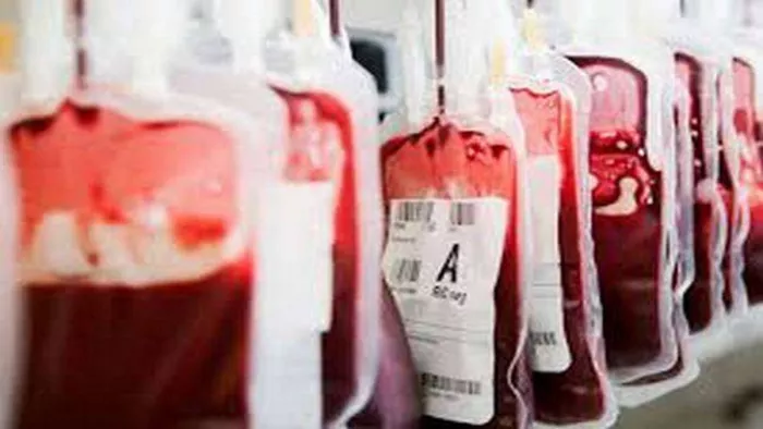अलीगढ़ के सरकारी अस्पताल में हो रही Blood की कालाबाजारी, एक यूनिट खून ...