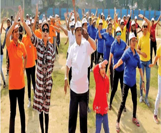 Health and fitness: संगीत की धुन पर डांस से सुधर रही सेहत, मोटापे को ...