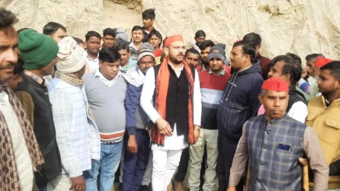 Badaun : टीले पर जुटने लगा मजमा, ऐतिहासिक स्थल घोषित कराने की मांग ...