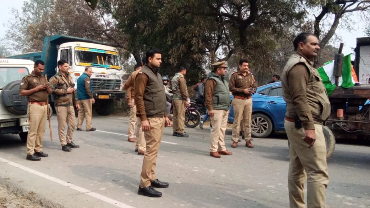 Kisan Andolan: किसान आंदोलन को लेकर यूपी पुलिस एक्शन मोड में, इस जिले ...