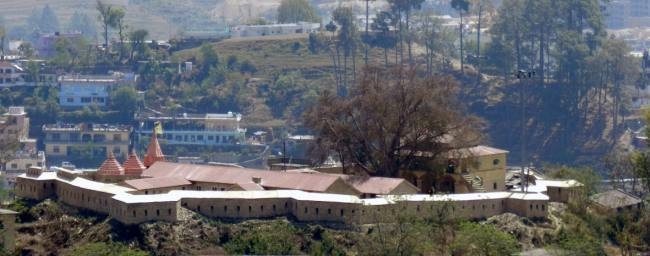 लंदन फोर्ट से चार माह में हुई एक लाख की कमाई