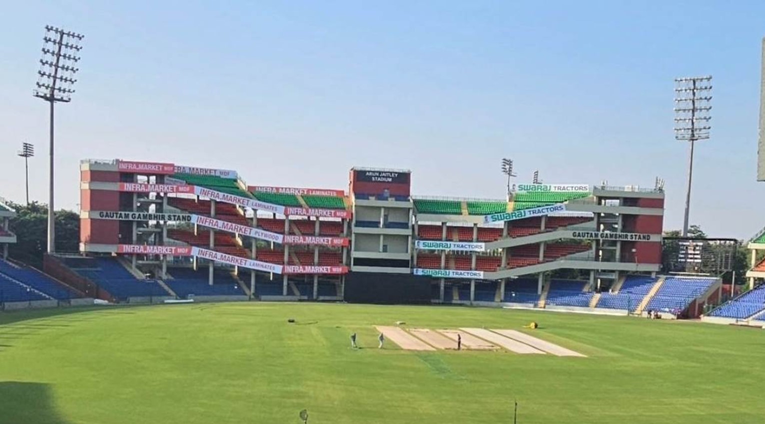 DC Vs MI Pitch Report: बल्लेबाज मचाएंगे गदर या गेंदबाज लूटेंगे महफिल ...