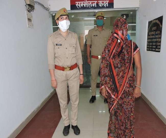 Anamika Shukla Case: प्रदेश में नकली अनामिका का कस रहा शिकंजा, अम्बेडकर ...