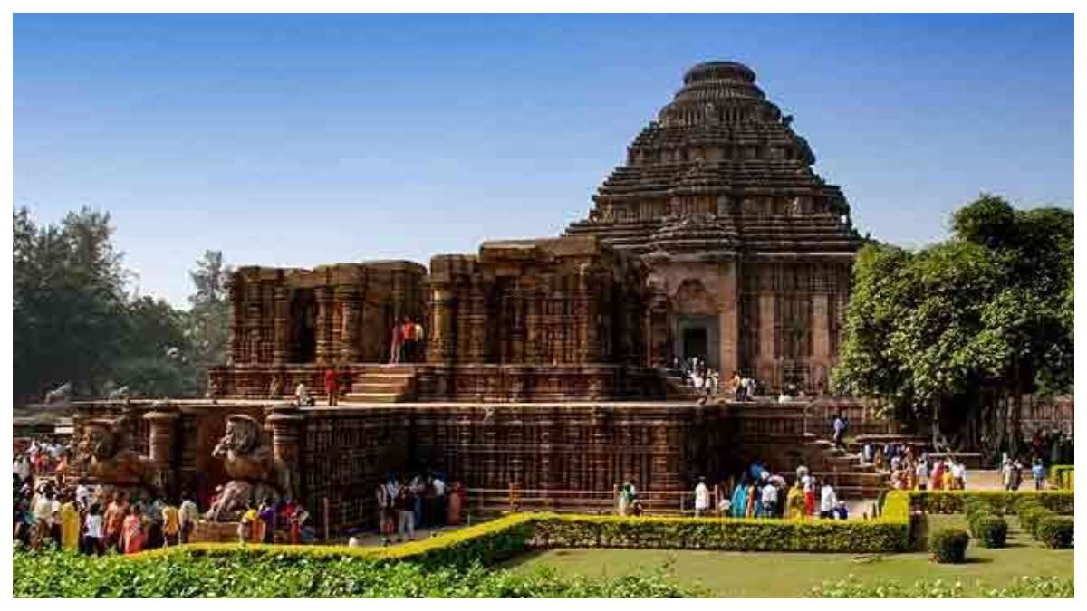 Konark Surya Mandir: हैरत में डाल देती है सूर्य मंदिर की वास्तुकला ...