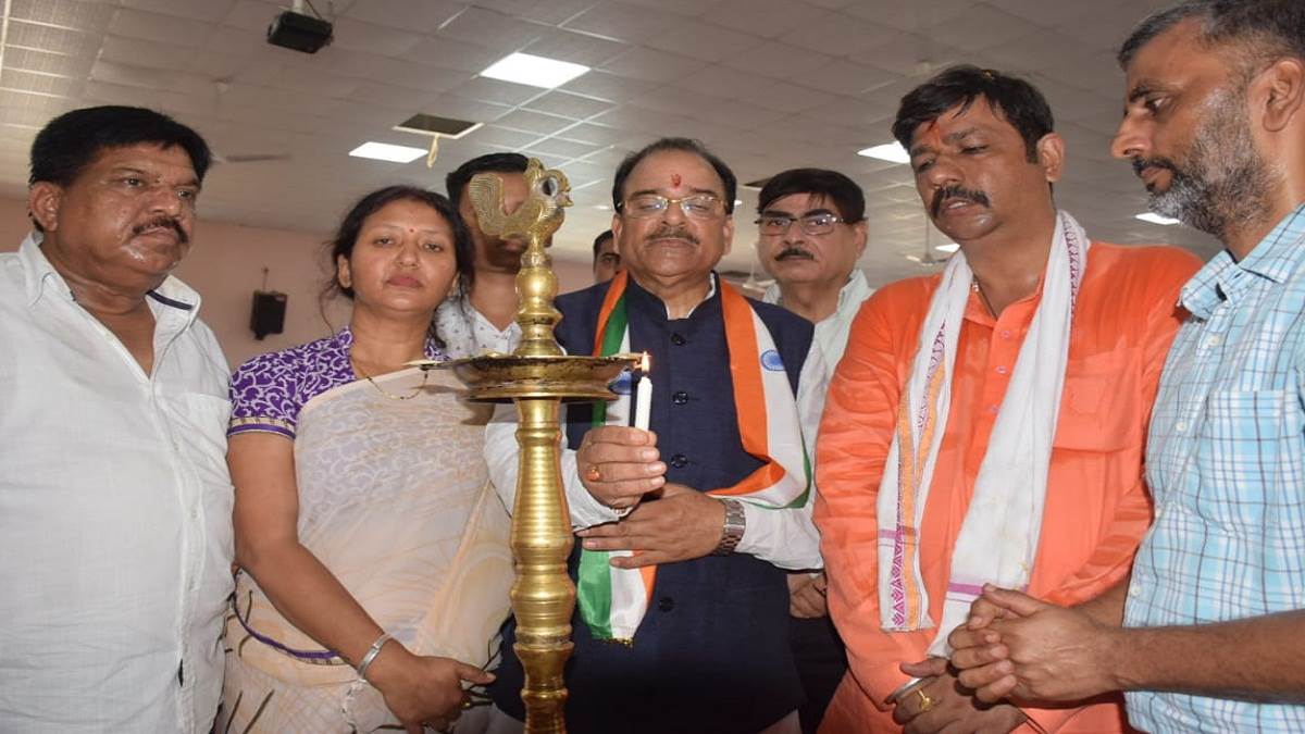 मजदूरी की, तोड़े पत्थर और बेचे फूल, केंद्रीय मंत्री अजय भट्ट ने ...