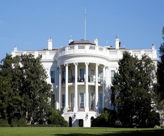 White House: तो क्या सफेद नहीं है व्हाइट हाउस? राष्ट्रपति के दफ्तर को ...