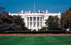 White House: तो क्या सफेद नहीं है व्हाइट हाउस? राष्ट्रपति के दफ्तर को ...