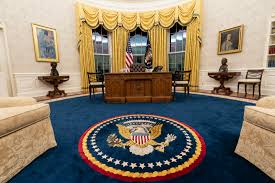White House: तो क्या सफेद नहीं है व्हाइट हाउस? राष्ट्रपति के दफ्तर को ...