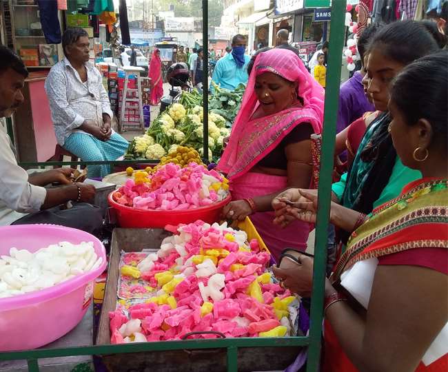 Jamui News: प्रकाश का पर्व दीपावली को लेकर लोगों मे उत्साह, जमकर की ...