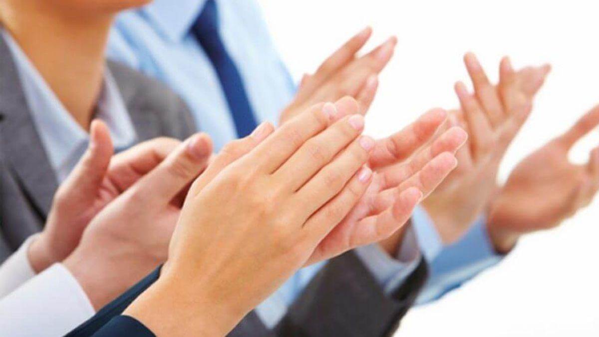 Clapping Benefits: ताली बजाने के आठ फायदे, ऐसे बजाइए तो इन बीमारियों से ...