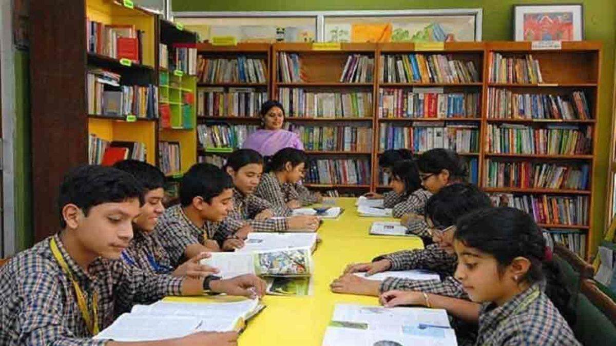 Indian Schools Library: भारत के स्कूलों की लाइब्रेरी में कितनी किताबें ...